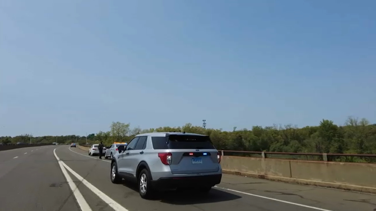 1 in Custody After Robbery in Hamden, Crash on Route 40 Connector in ...