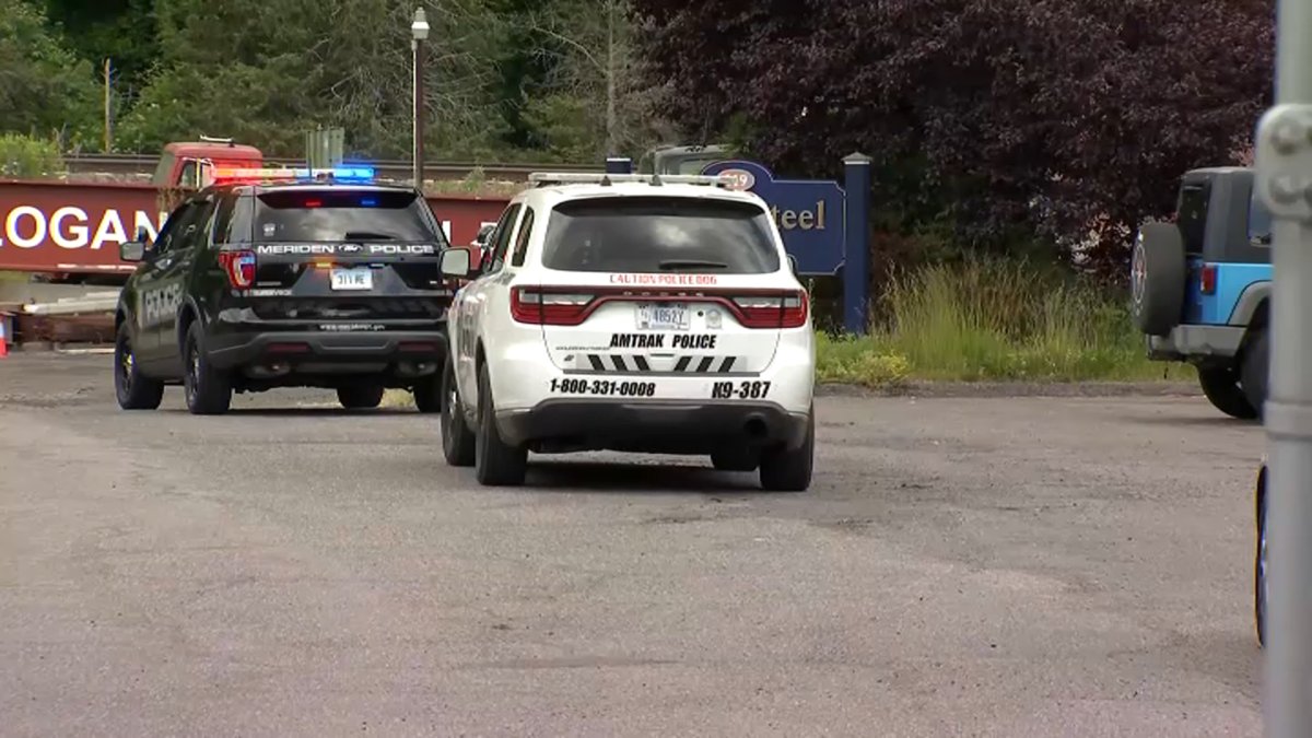 Amtrak Train Hits Pedestrian Near Meriden Berlin Town Line – NBC ...