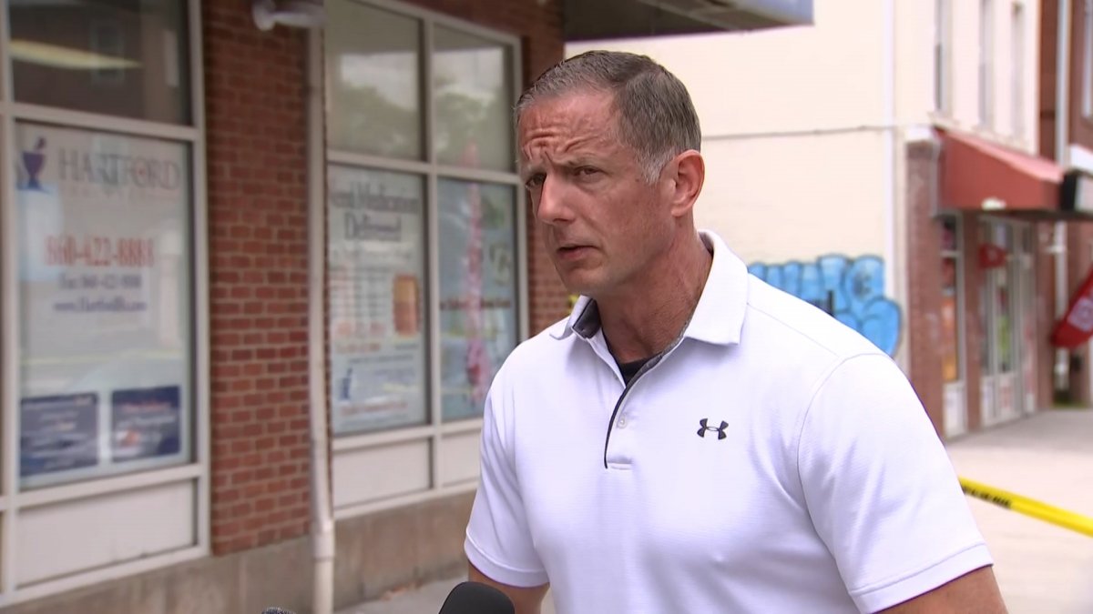 Hartford police speak after store employee shoots suspect during ...