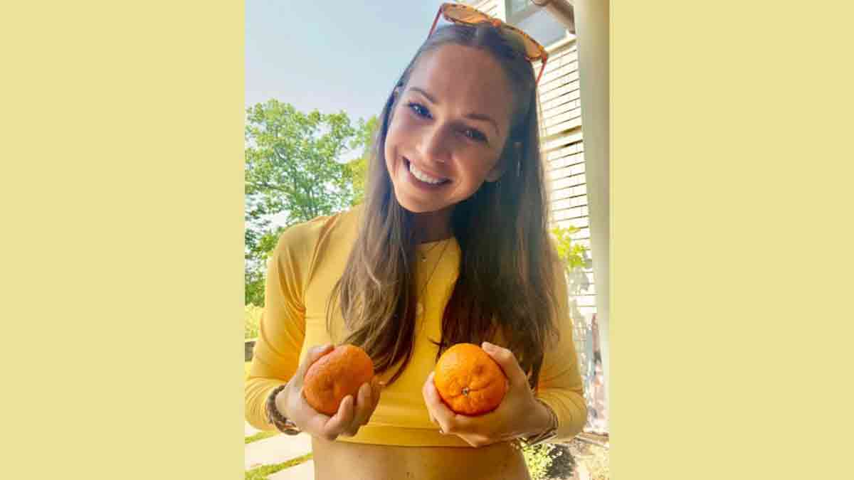 Mom, 37, with stage 3 breast cancer says trying on her swimsuit saved ...