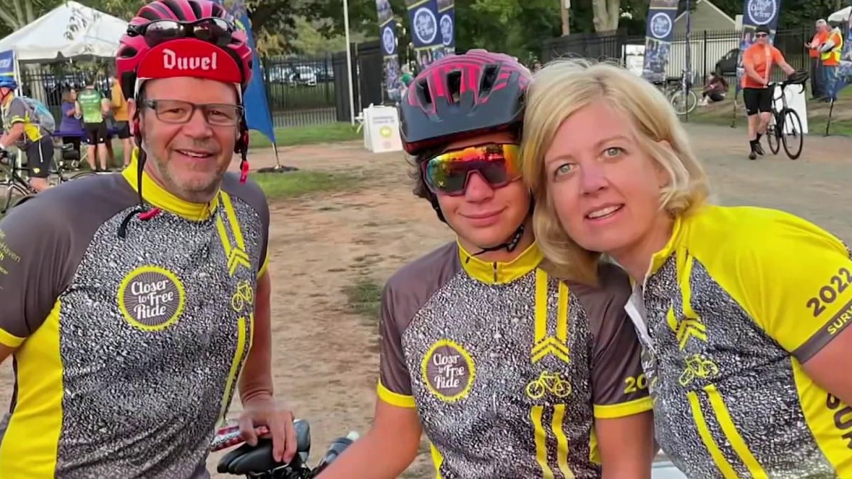 Youth hockey team creates Closer to Free ‘Puck Cancer’ cycling team ...