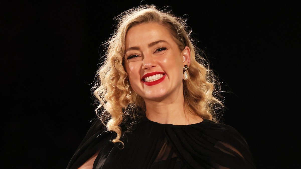 Amber Heard shares rare glimpse into her ‘theatre era’ – NBC Connecticut
