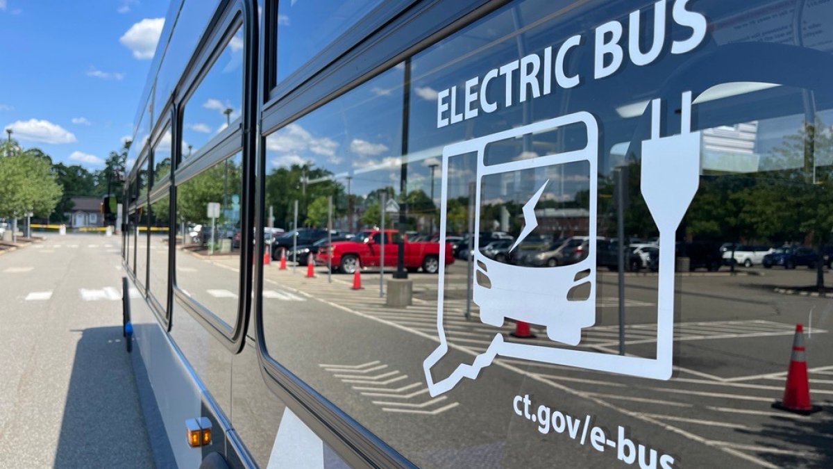 Electric buses return to Connecticut roads Monday – NBC Connecticut