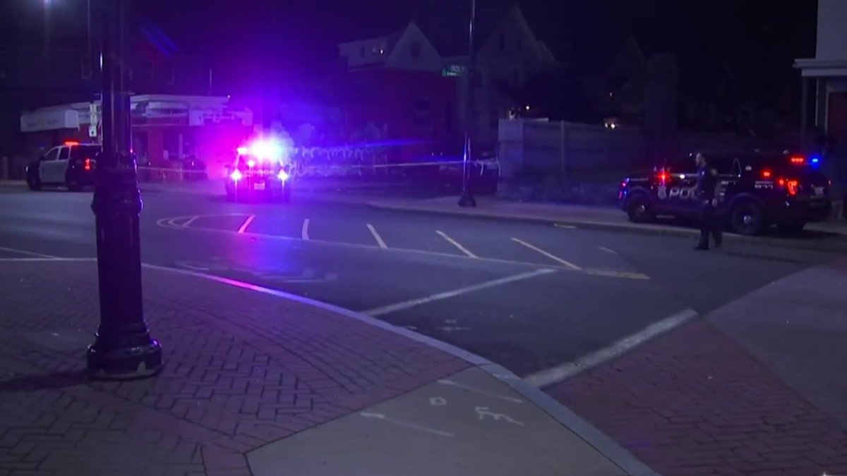 Hartford police search for 4 shooters involved in double homicide – NBC ...