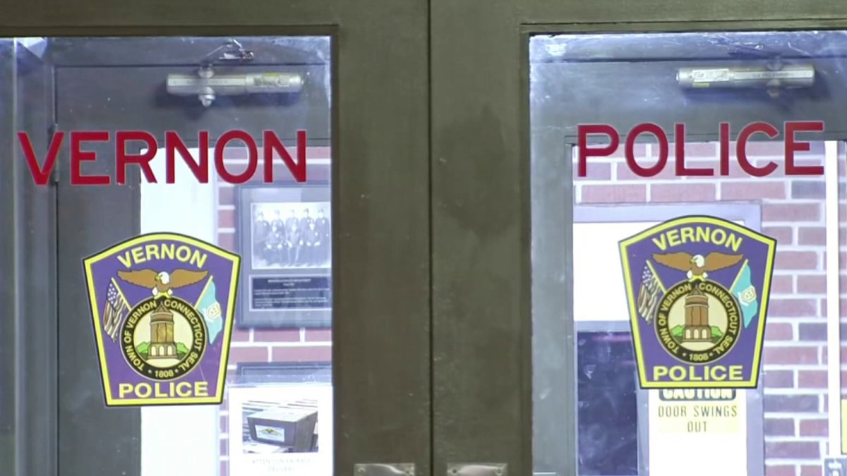 Vernon Police Association unanimously votes no confidence in town ...