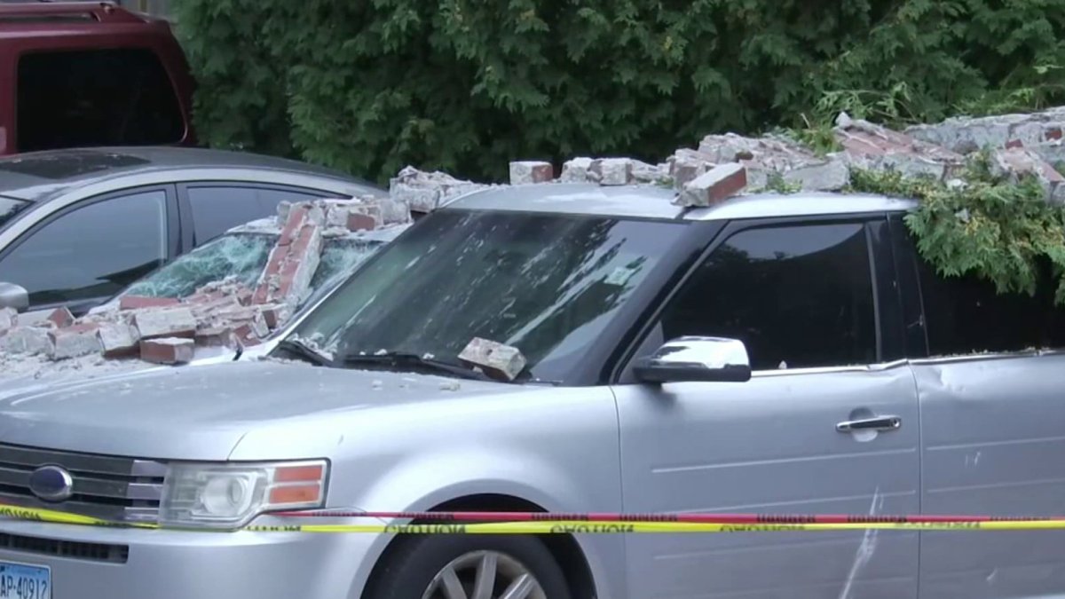 Residents speak out after Manchester building facade collapse – NBC ... Residents speak out after Manchester building facade collapse – NBC ...