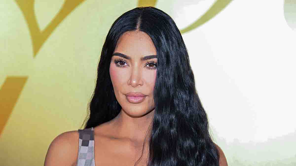 See Kim Kardashian’s creepy ‘American Horror Story’ character in new ...