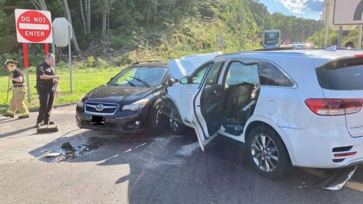 6 people injured after multi-car crash on I-395 ramp in Norwich – NBC ...