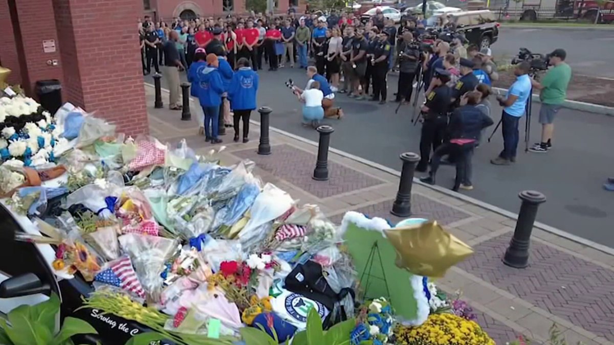 Fallen Hartford Police Officer Remembered During Vigil Nbc Connecticut