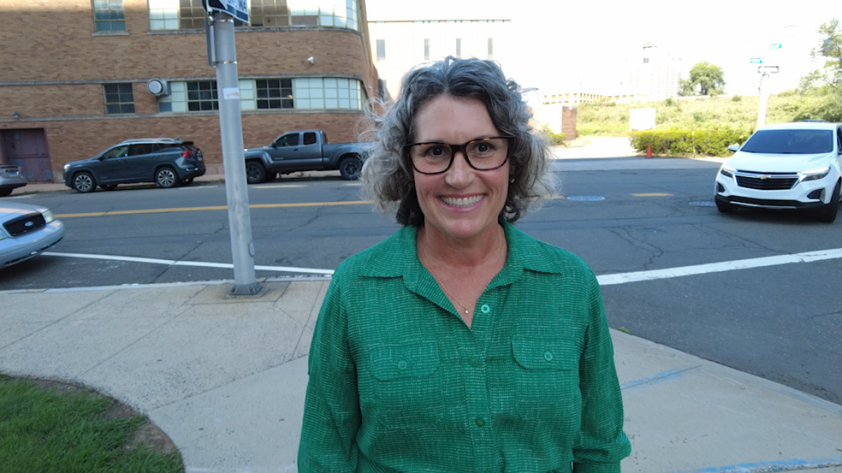 New Haven schools brings in college, grad students to address teacher ...