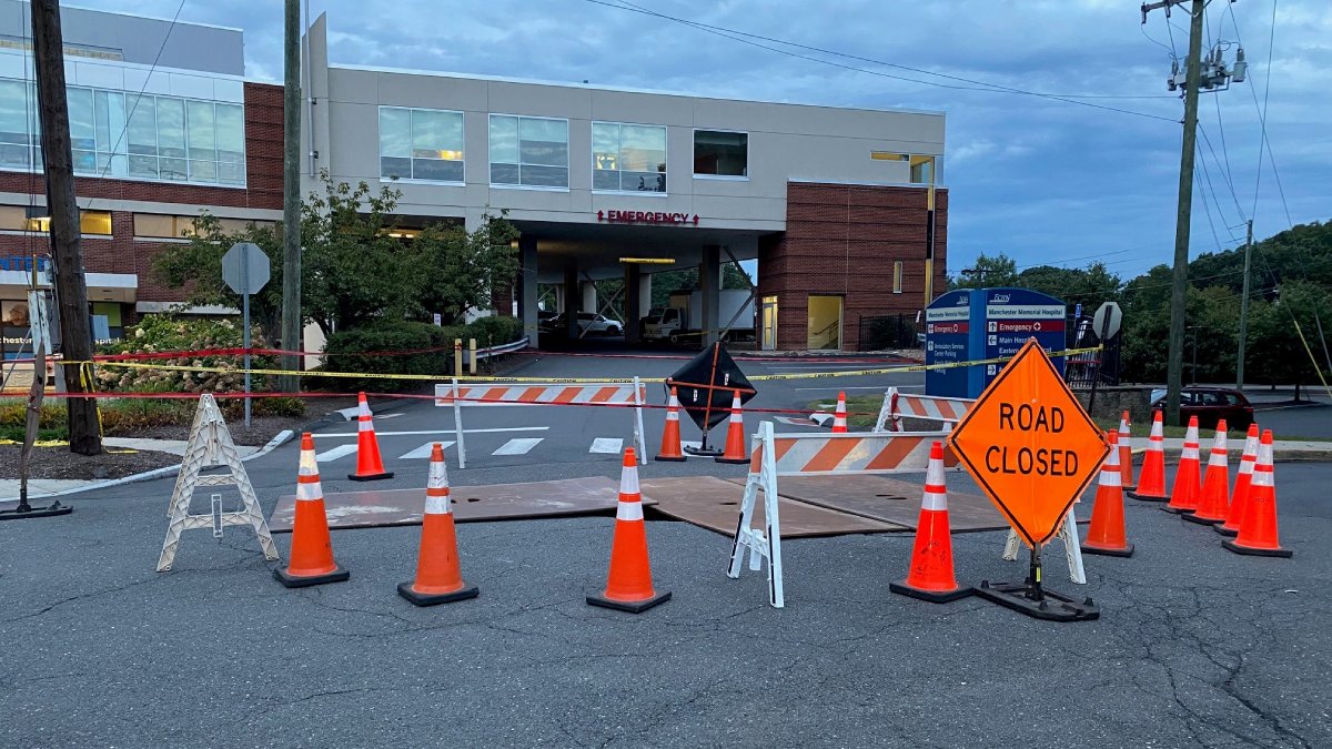 Sinkhole outside Manchester Memorial Hospital nearly swallowed a fire ...