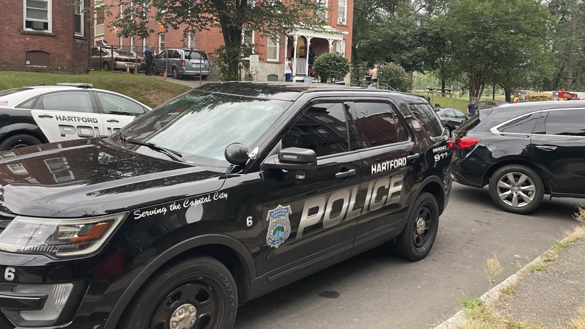 Hartford PD looking for person that stabbed man to death – NBC Connecticut