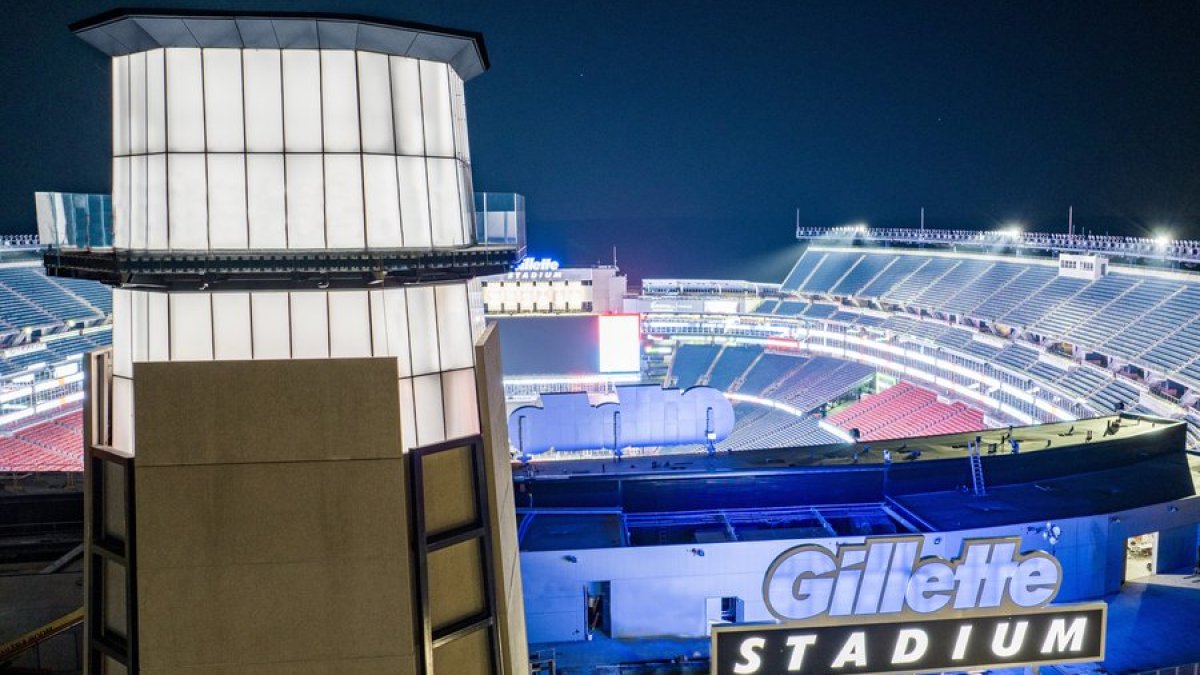 Gillette Stadium fan death: Foxborough police seek charges – NBC ...
