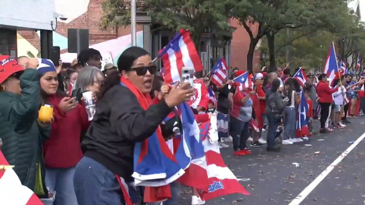 Thousands of people celebrate at the annual Greater Hartford Puerto ...