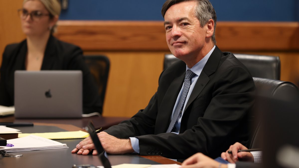 Trump co-defendant Kenneth Chesebro strikes plea deal with Georgia ...