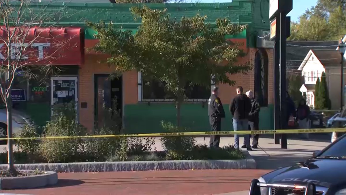 2 employees shot during robbery at Hartford convenience store – NBC ...