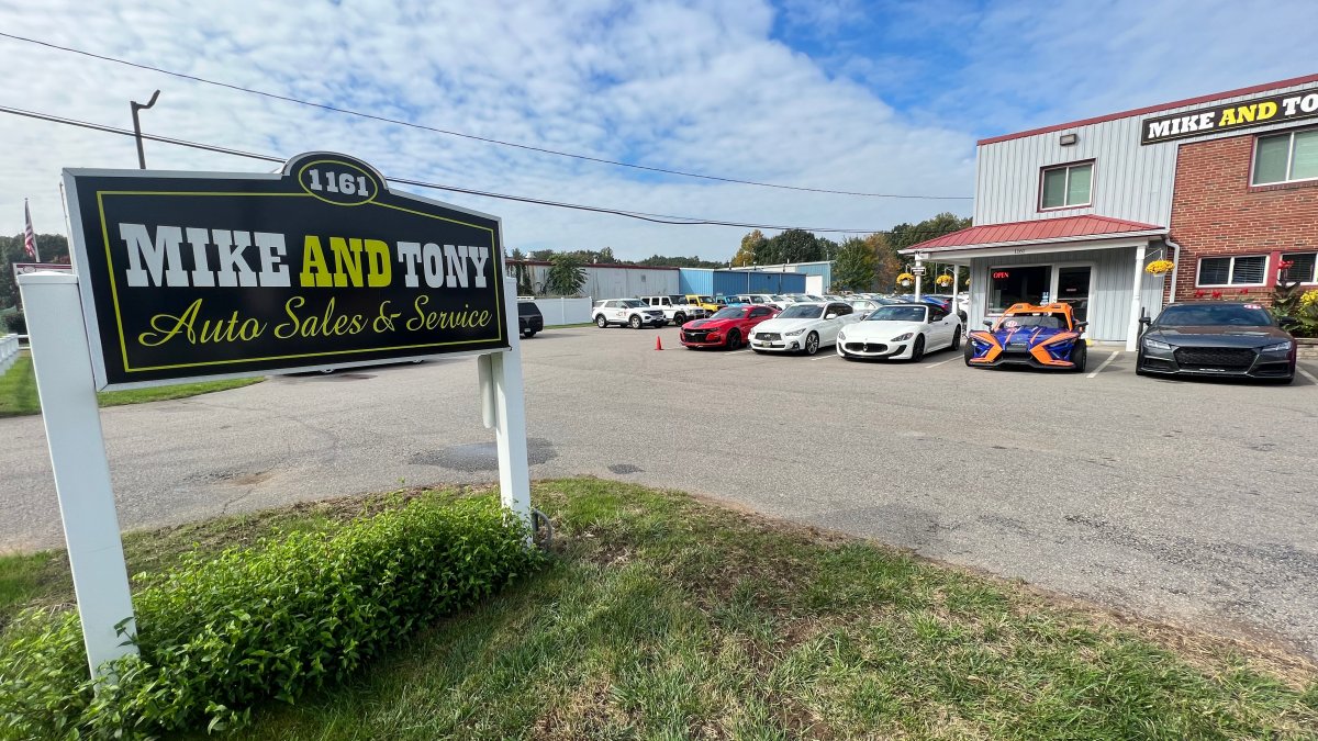 $380,000 worth of vehicles stolen from garage at South Windsor car ...