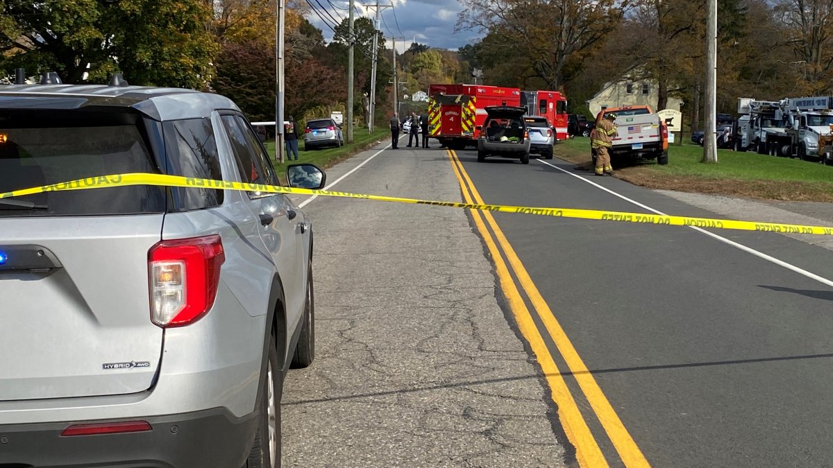 2 people seriously injured in Durham multi-car crash – NBC Connecticut