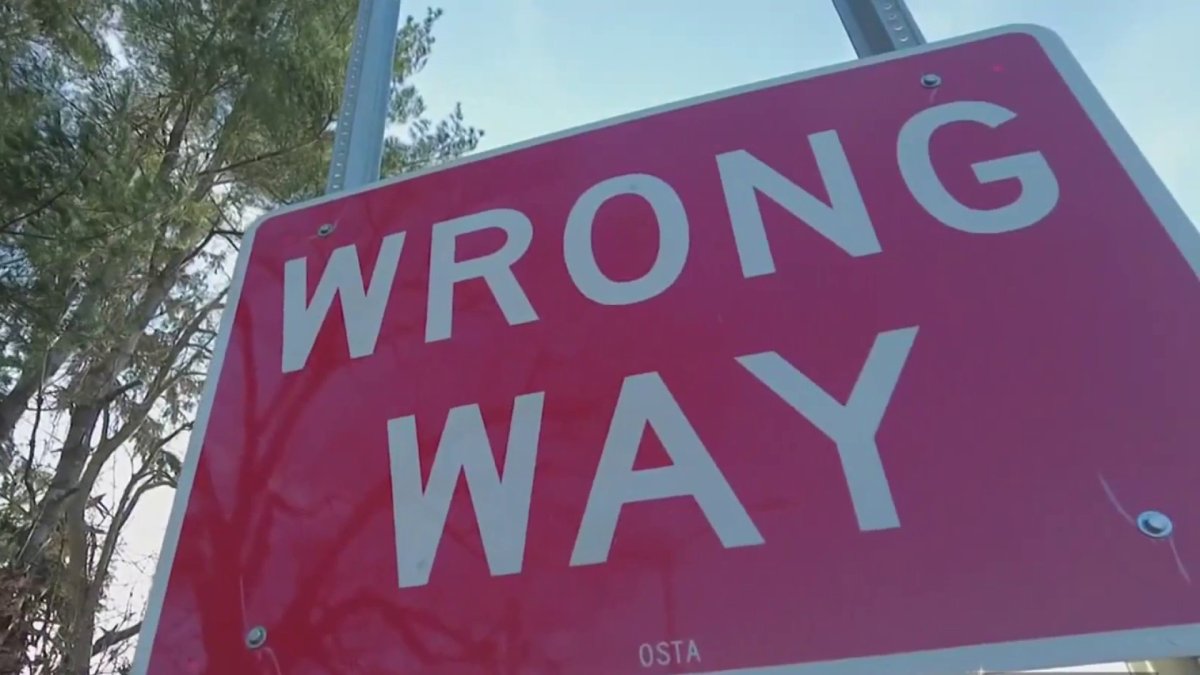 Wrong Way Detection System Installed Off Grotons Clarence B Sharp Highway Nbc Connecticut