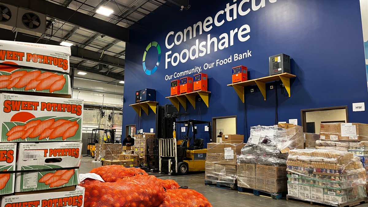 Conn. Foodshare hosts Turkey Tuesday amid increase in food insecurity ...