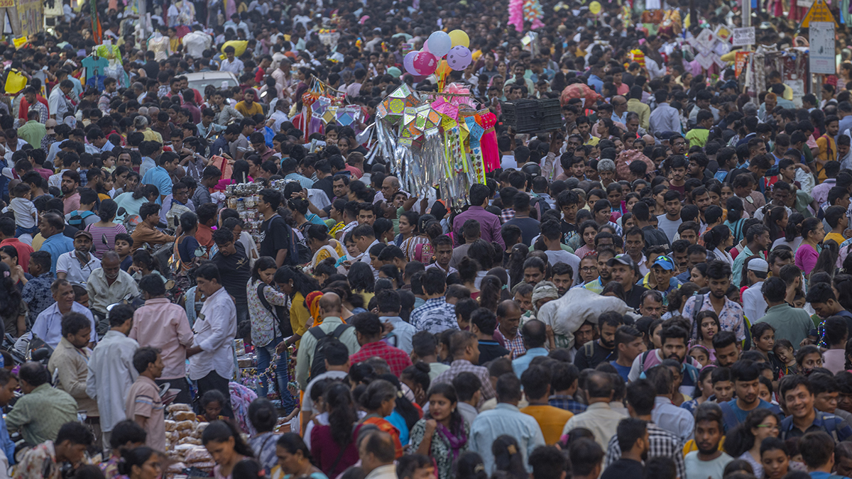 US Census Bureau estimates the world’s population has passed 8 billion ...