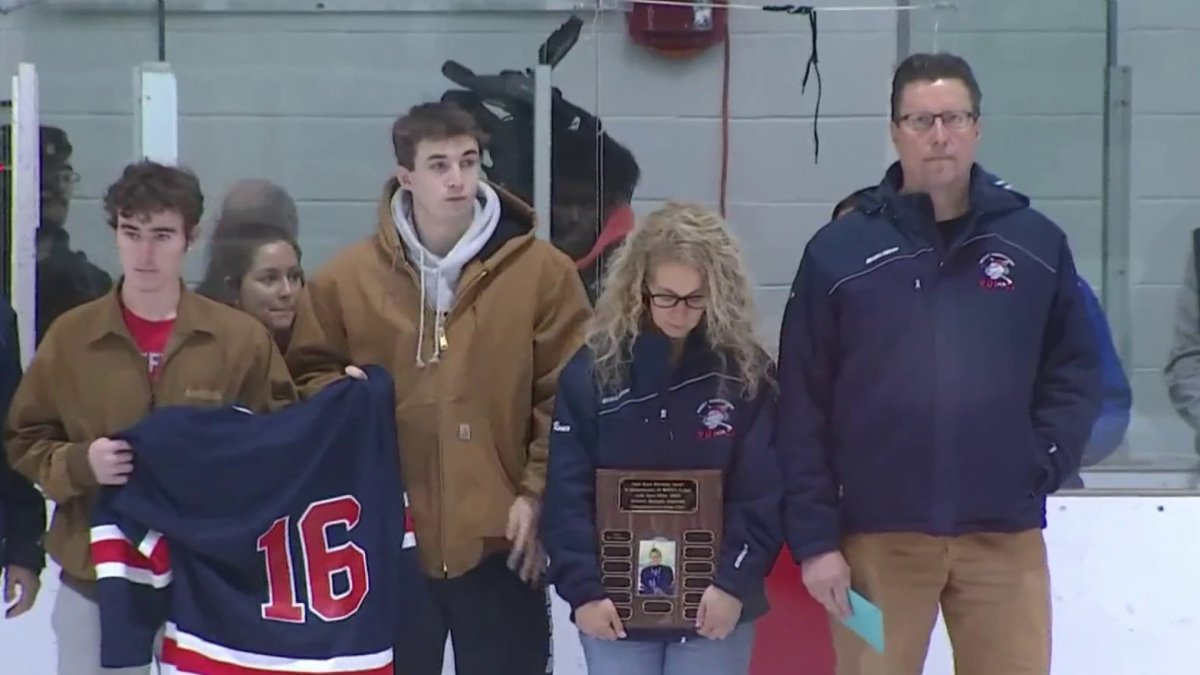 Hockey player killed in crash remembered at rivalry game – NBC Connecticut Hockey player killed in crash remembered at rivalry game – NBC Connecticut