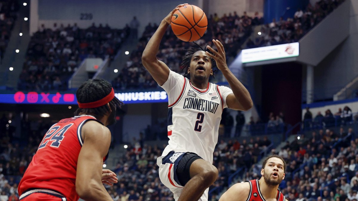 Johnson and Newton lead No. 5 UConn to a 69-65 win over St. John’s in ...