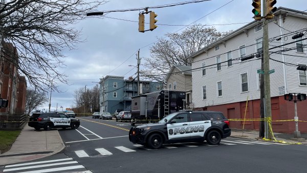 Man charged with murder after shooting leaves 1 dead, 2 injured in New Britain – NBC Connecticut