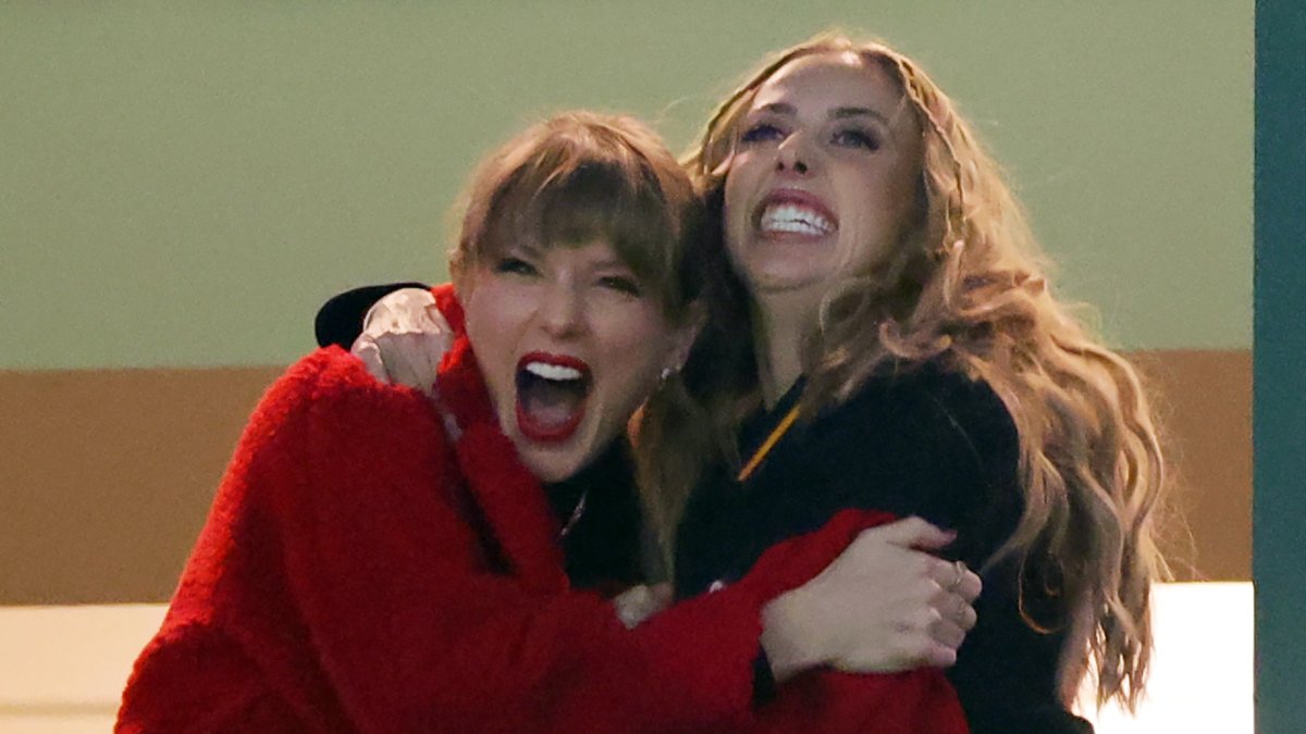 Taylor Swift cheers for Travis Kelce at Kansas City Chiefs game – NBC ...