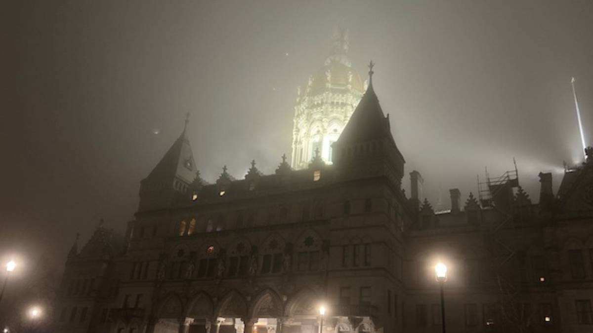 Fog redevelops through Tuesday morning, tracking rain for Wednesday ...