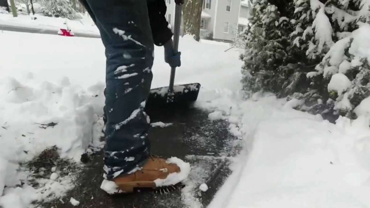 A doctor’s advice on preventing snow shoveling injuries – NBC Connecticut