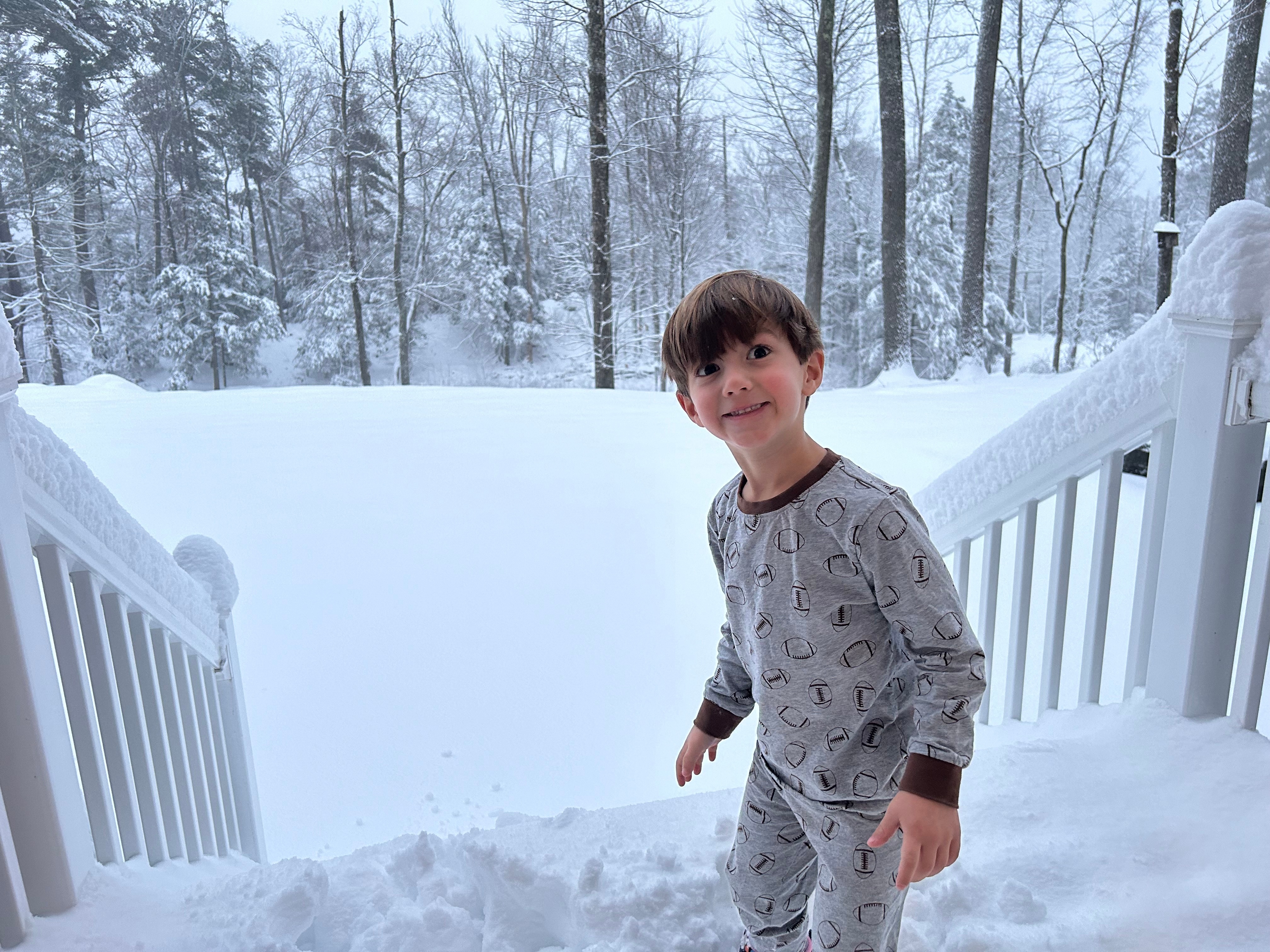 PHOTOS: Storm drops several inches of snow on Connecticut – NBC Connecticut
