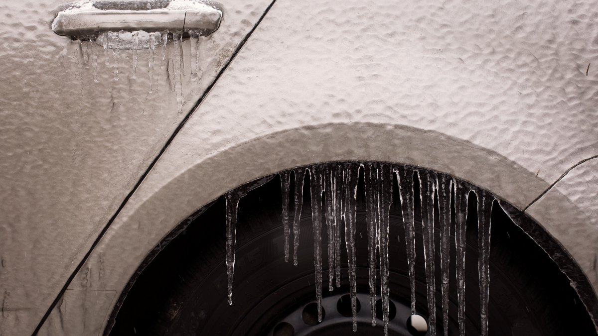 5 things not to leave in your car during freezing weather – NBC Connecticut