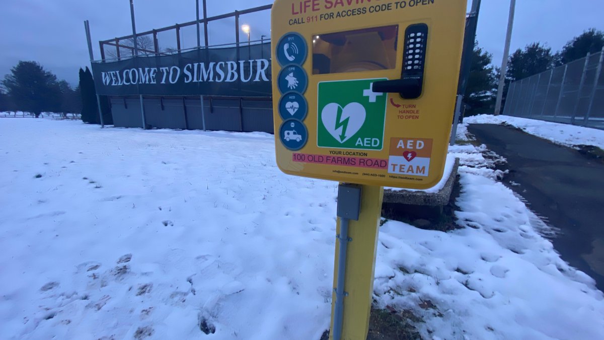 Simsbury installs its first outdoor AED – NBC Connecticut
