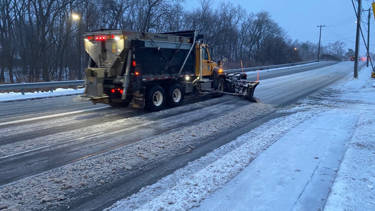 Roads will remain slippery overnight, lots of schools delay opening ... Roads will remain slippery overnight, lots of schools delay opening ...