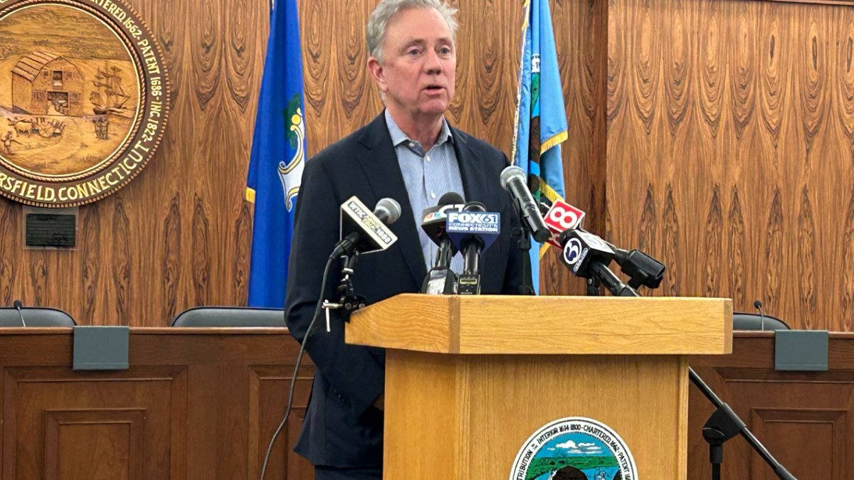 Lamont hopes to keep property tax bills down for residents across CT ...