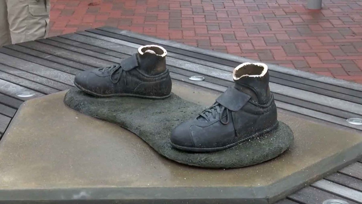 Man pleads guilty in theft of bronze Jackie Robinson statue – NBC ...