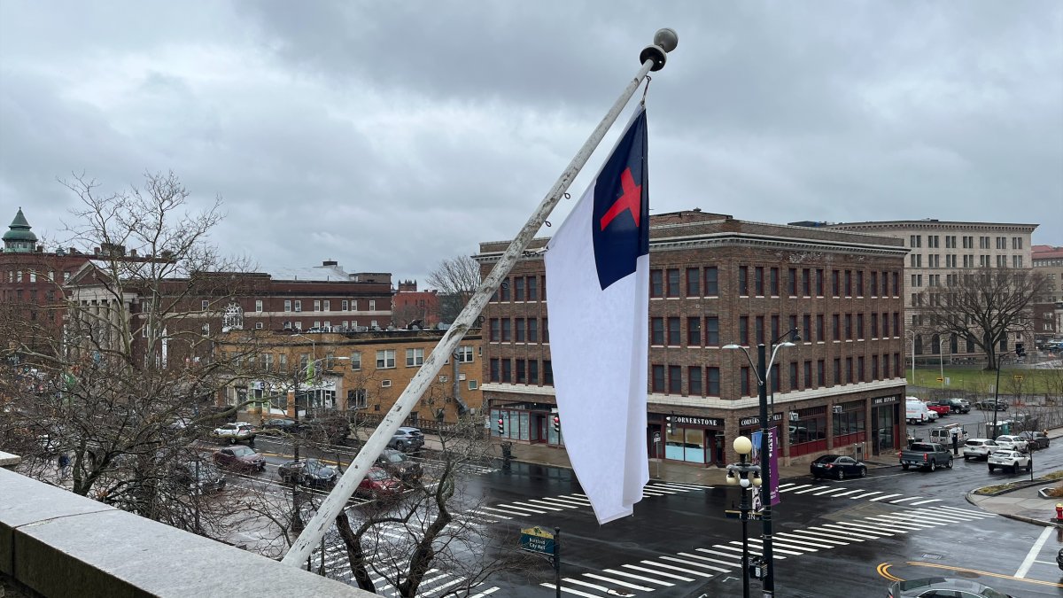 Christian flag hoisted at Hartford City Hall ahead of Easter weekend ...
