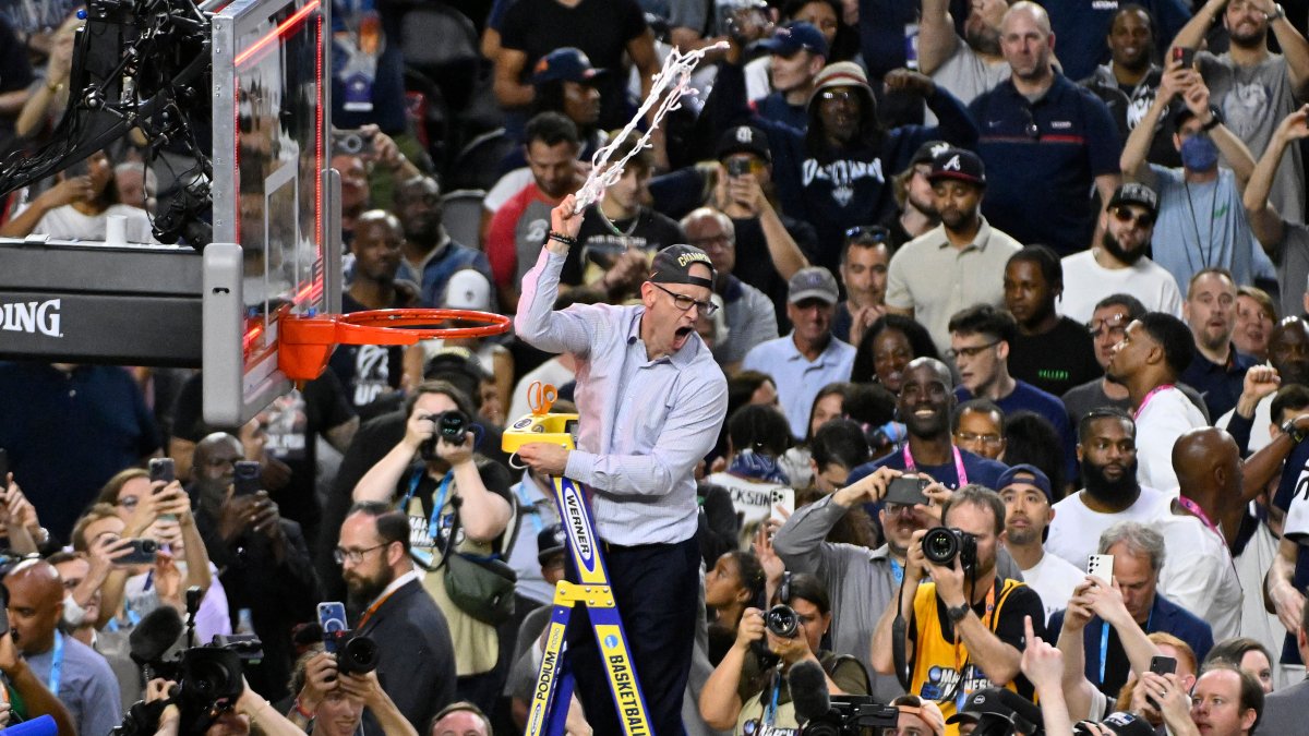 When did cutting down nets become a basketball tradition? – NBC Connecticut