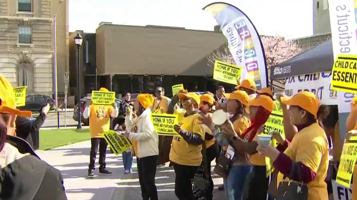 Parents, child care providers rally at multiple locations across Conn ...