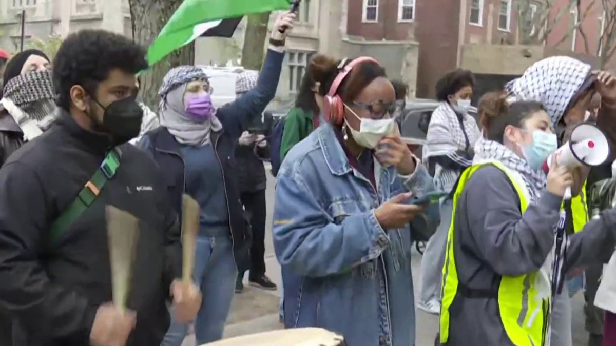 Police respond to Pro-Palestinian protest at Yale in New Haven – NBC ...