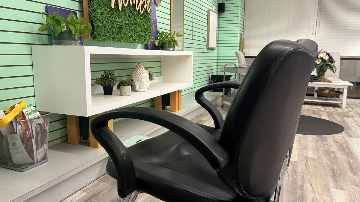 Proposed bill would require cosmetology schools to teach textured hair ...