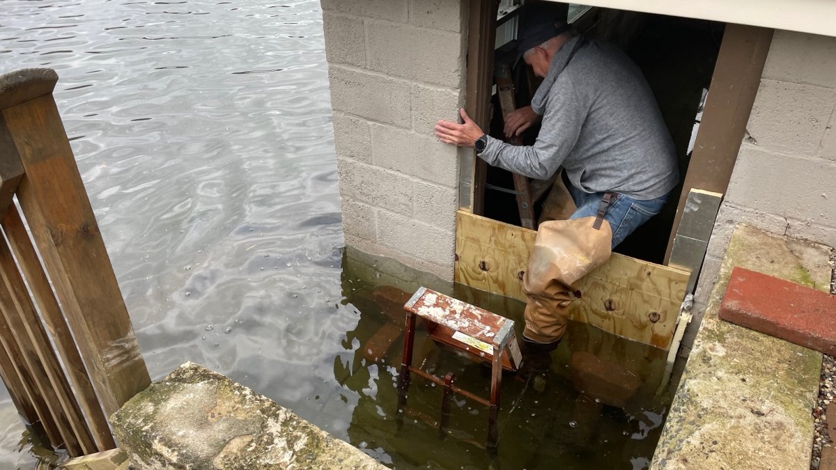 Homeowners are still waiting for help with flooding at pond in Portland ...