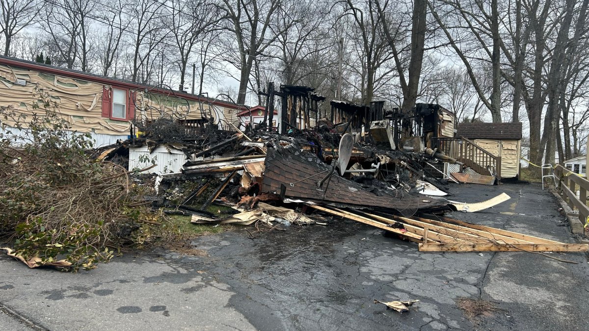 Woman found dead during mobile home fire in Vernon – NBC Connecticut