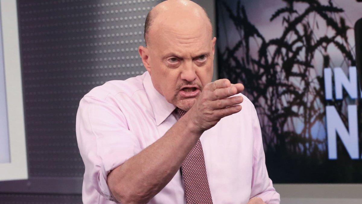 Jim Cramer describes positive and negative forces that are shaping ...