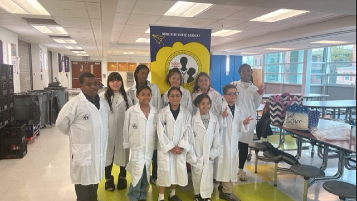 Mini Nurse Academy introduces students to the field of nursing – NBC ...