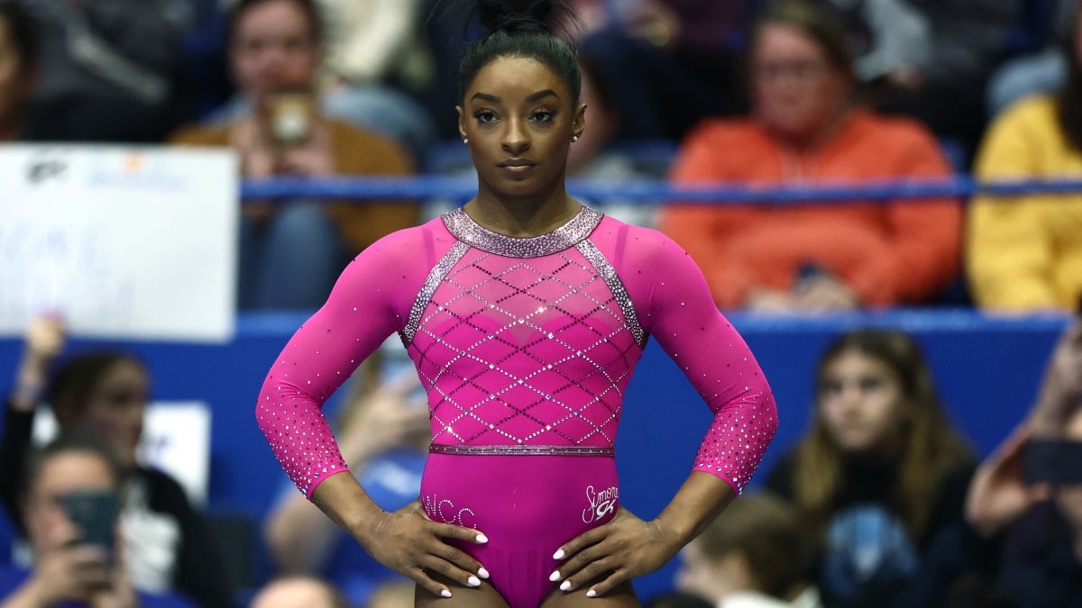 Simone Biles shines at the U.S. Classic – NBC Connecticut