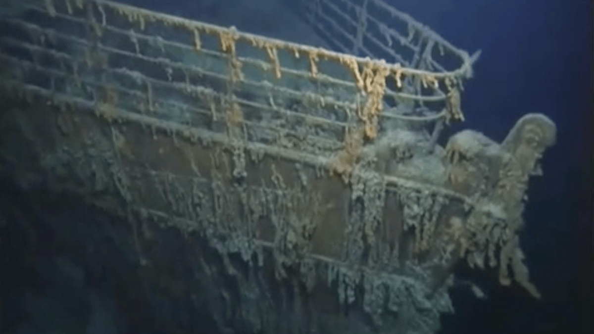 Ohio billionaire to take submarine to Titanic site one year after ...