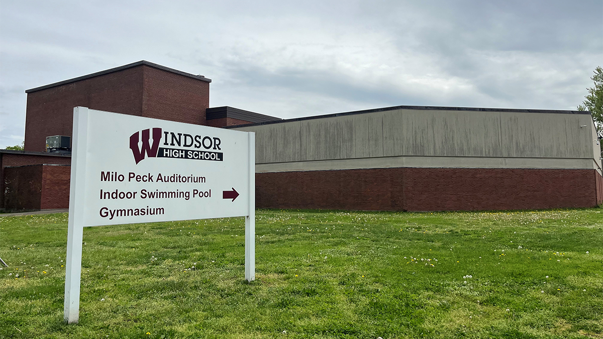 Windsor High School locked down after student brought fake gun to ...