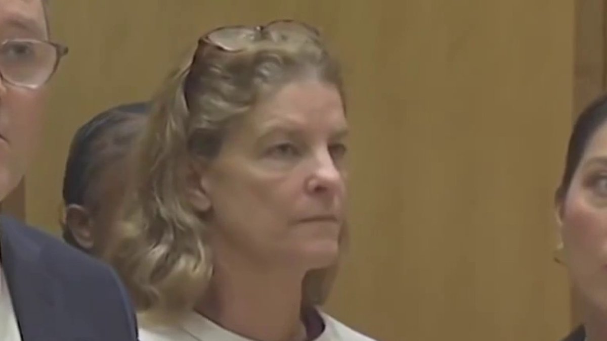 Michelle Troconis to appear in court for contempt charge Wednesday ...